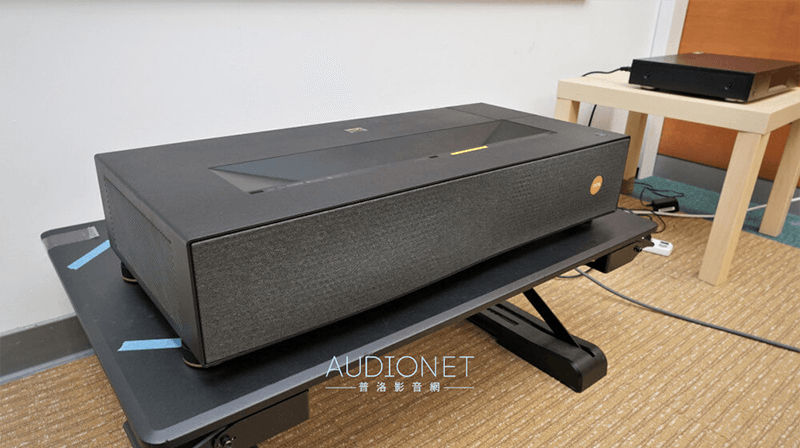 BenQ V5000i：影音效果完全超乎你想像的雷射電視！｜BenQ 台灣